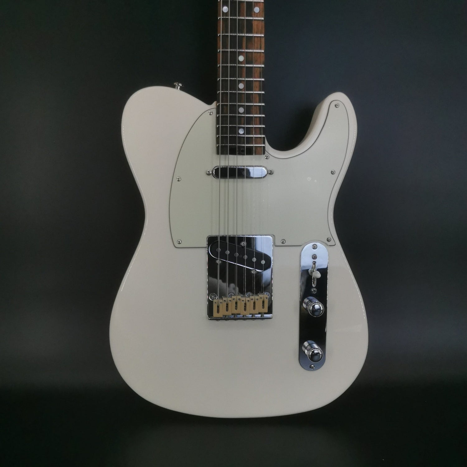 Shue Guitars – Shüe Guitars